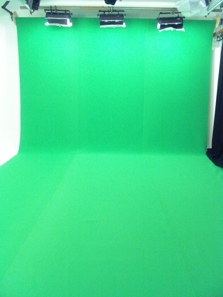 FOAM BACKED GREEN SCREEN Electric Roller Fleetwood Studios – eefx foam ...